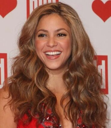 Shakira Body Measurements Height Weight Bra Size Shoe Statistics