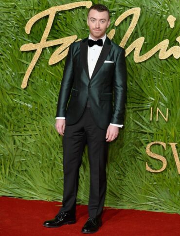 Sam Smith Body Measurements Height Weight Shoe Size Net Worth
