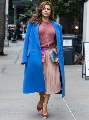 Eva Mendes Body Measurements Height Weight Feet Size Vital Statistics