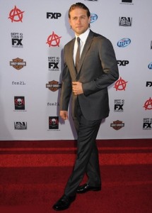 Charlie Hunnam Body Measurements Height Weight Shoe Size Vital Stats Bio