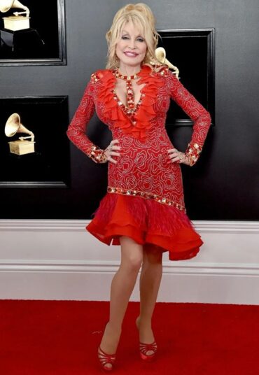 Dolly Parton Body Measurements Height Weight Bra Size Statistics