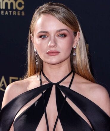 Joey King Body Measurements Height Weight Bra Size Vital Statistics