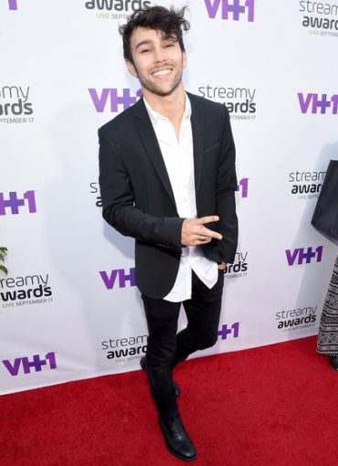 Max Schneider Height Weight Body Measurements Age Facts Family Wiki