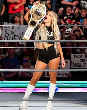 Liv Morgan Height Weight Bra Size Body Measurements Vital Statistics