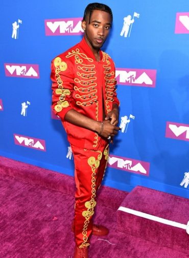 Algee Smith Height Weight Body Measurements Shoe Size Age Facts Bio