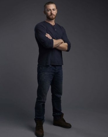 Jake McLaughlin Height Weight Body Measurements Shoe Size Age Facts