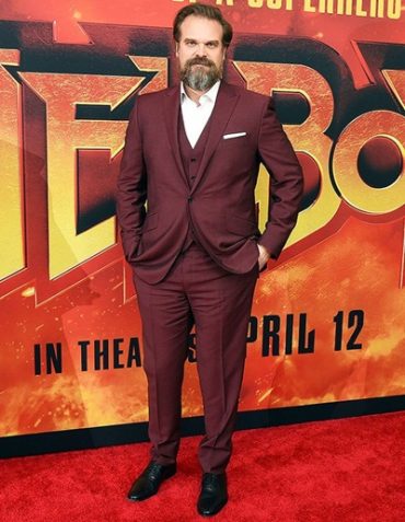 David Harbour Height Weight Body Measurements Stats Facts Family Bio