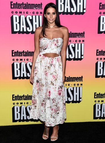 Genesis Rodriguez Height Weight Shoe Size Measurements Vital Stats Bio