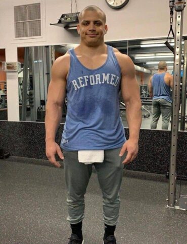 Tyler1 Body Measurements Height Weight Shoe Size Age Statistics