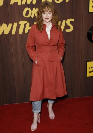 Liv Hewson Body Measurements Height Weight Shoe Size Statistics