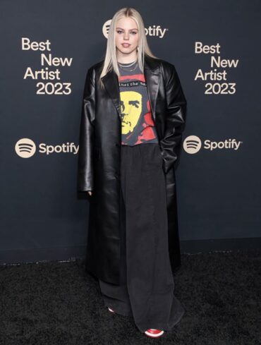 Renee Rapp Body Measurements Height Weight Shoe Size Statistics