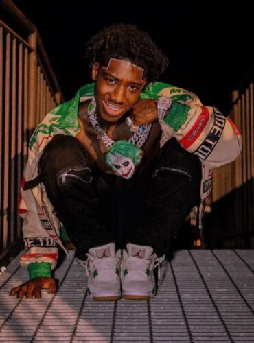 2Rare Body Measurements Height Weight Shoe Size Stats Family