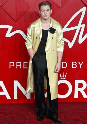 Kit Connor Height Weight Measurements Age Net Worth Statistics