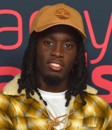 Kai Cenat Height Weight Feet Size Measurements Net Worth Stats