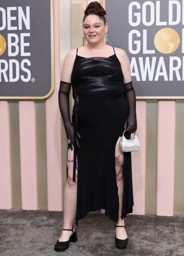 Megan Stalter Body Measurements Height Weight Net Worth Statistics