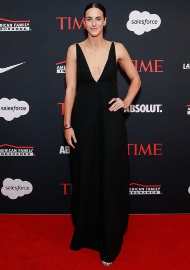 Caitlin Clark Body Measurements Shoe Size Height Weight Wingspan